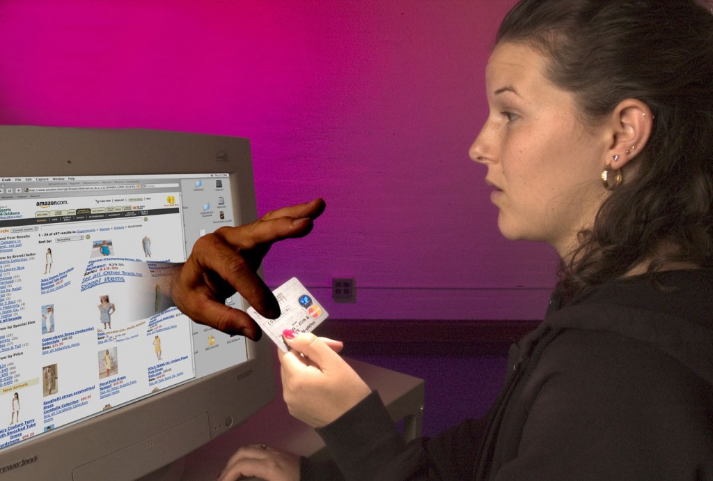 How many ways are there that thieves are stealing credit card information?